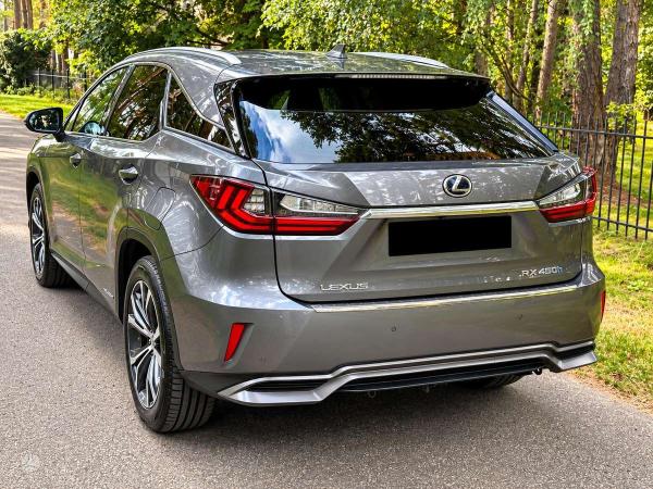 Grey Lexus RX 450h 2018 in Vilnius, with an engine capacity of 3.46 L and mileage of 220 thousand km for 27500 €, photo 10 on AUTOMOTO.COM.LV