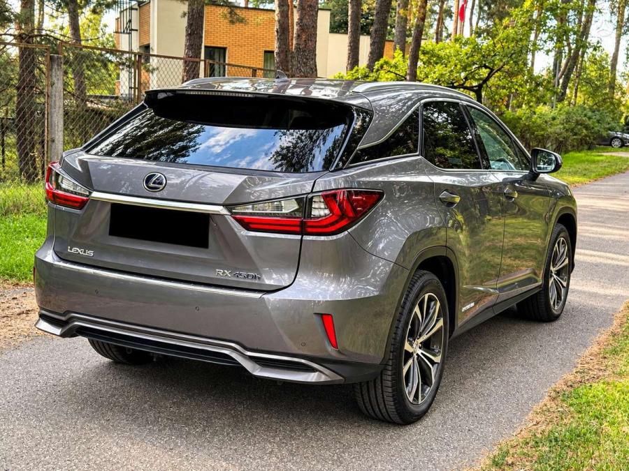 Grey Lexus RX 450h 2018 in Vilnius, with an engine capacity of 3.46 L and mileage of 220 thousand km for 27500 €, photo 12 on AUTOMOTO.COM.LV