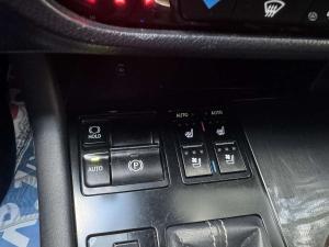 Grey Lexus RX 450h 2018 in Vilnius, with an engine capacity of 3.46 L and mileage of 220 thousand km for 27500 €, photo 26 on AUTOMOTO.COM.LV