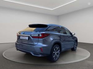Pelēks Lexus RX 450h 2018 Viļņa, ar dzinēja tilpumu 3.46 L un nobraukumu 90 tūkst. km par 29900 €, foto 7 vietnē AUTOMOTO.COM.LV