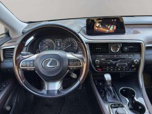 Pelēks Lexus RX 450h 2018 Viļņa, ar dzinēja tilpumu 3.46 L un nobraukumu 90 tūkst. km par 29900 €, foto 16 vietnē AUTOMOTO.COM.LV