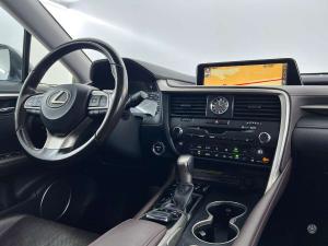 Pelēks Lexus RX 450h 2019 Viļņa, ar dzinēja tilpumu 3.46 L un nobraukumu 145 tūkst. km par 36900 €, foto 14 vietnē AUTOMOTO.COM.LV