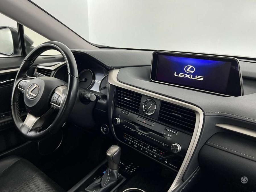 Серый Лексус RX 450h 2019 в Вильнюс, объемом двигателя 3.46 л и пробегом 113 тыс. км за 33900 €, фото 15 на AUTOMOTO.COM.LV