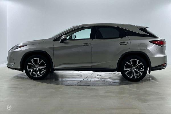 Pelēks Lexus RX 450h 2020 Viļņa, ar dzinēja tilpumu 3.46 L un nobraukumu 111 tūkst. km par 43900 €, foto 3 vietnē AUTOMOTO.COM.LV