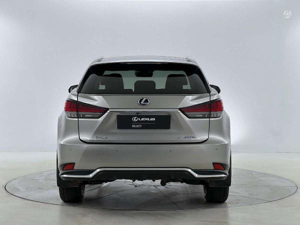 Pelēks Lexus RX 450h 2020 Viļņa, ar dzinēja tilpumu 3.46 L un nobraukumu 111 tūkst. km par 43900 €, foto 4 vietnē AUTOMOTO.COM.LV