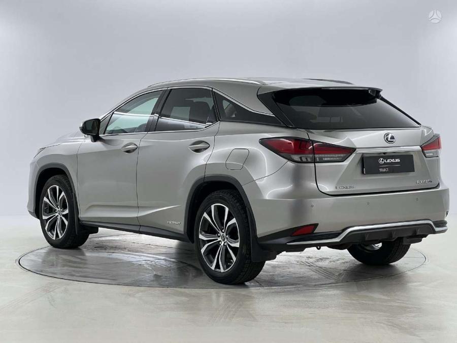 Pelēks Lexus RX 450h 2020 Viļņa, ar dzinēja tilpumu 3.46 L un nobraukumu 111 tūkst. km par 43900 €, foto 17 vietnē AUTOMOTO.COM.LV