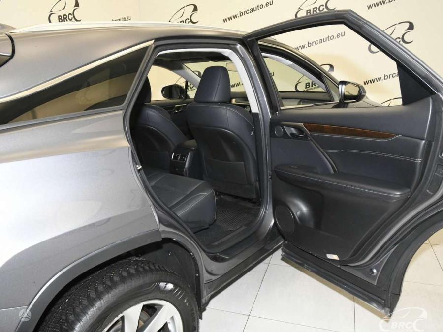 Grey Lexus RX 450h 2020 in Vilnius, with an engine capacity of 3.46 L and mileage of 35 thousand km for 36500 €, photo 15 on AUTOMOTO.COM.LV