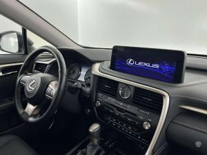 Pelēks Lexus RX 450h 2021 Viļņa, ar dzinēja tilpumu 3.46 L un nobraukumu 65 tūkst. km par 45900 €, foto 15 vietnē AUTOMOTO.COM.LV