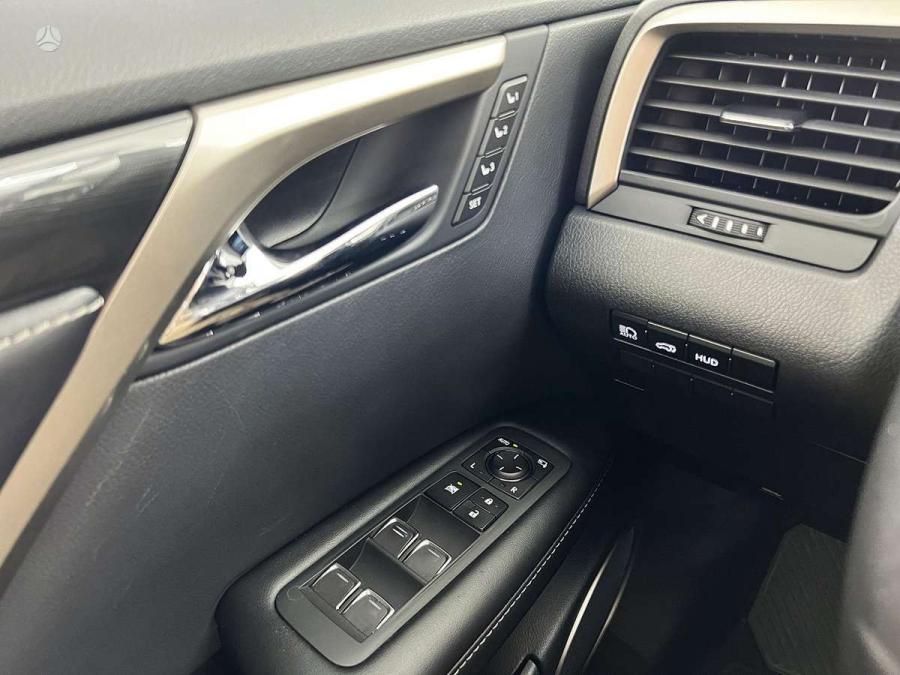 Pelēks Lexus RX 450h 2021 Viļņa, ar dzinēja tilpumu 3.46 L un nobraukumu 65 tūkst. km par 45900 €, foto 27 vietnē AUTOMOTO.COM.LV