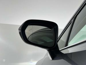 Pelēks Lexus RX 450h 2021 Viļņa, ar dzinēja tilpumu 3.46 L un nobraukumu 65 tūkst. km par 45900 €, foto 30 vietnē AUTOMOTO.COM.LV