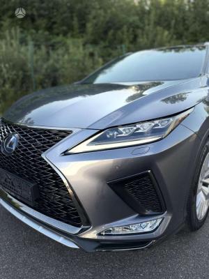 Grey Lexus RX 450h 2021 in Vilnius, with an engine capacity of 3.50 L and mileage of 30 thousand km for 38900 €, photo 13 on AUTOMOTO.COM.LV