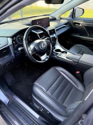 Grey Lexus RX 450h 2021 in Vilnius, with an engine capacity of 3.50 L and mileage of 30 thousand km for 38900 €, photo 15 on AUTOMOTO.COM.LV