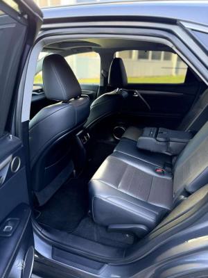 Grey Lexus RX 450h 2021 in Vilnius, with an engine capacity of 3.50 L and mileage of 30 thousand km for 38900 €, photo 19 on AUTOMOTO.COM.LV