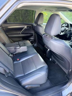 Grey Lexus RX 450h 2021 in Vilnius, with an engine capacity of 3.50 L and mileage of 30 thousand km for 38900 €, photo 20 on AUTOMOTO.COM.LV