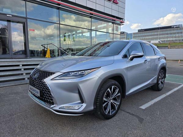 Серый Лексус RX 450h 2022 в Вильнюс, объемом двигателя 3.46 л и пробегом 80 тыс. км за 39980 €, фото 1 на AUTOMOTO.COM.LV