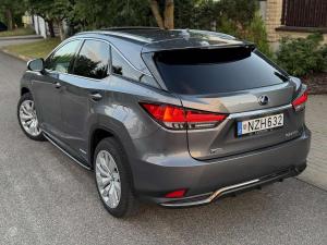 Pelēks Lexus RX 450h 2022 Viļņa, ar dzinēja tilpumu 3.50 L un nobraukumu 29 tūkst. km par 39450 €, foto 11 vietnē AUTOMOTO.COM.LV