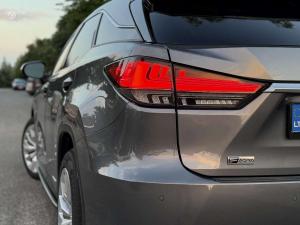 Pelēks Lexus RX 450h 2022 Viļņa, ar dzinēja tilpumu 3.50 L un nobraukumu 29 tūkst. km par 39450 €, foto 12 vietnē AUTOMOTO.COM.LV