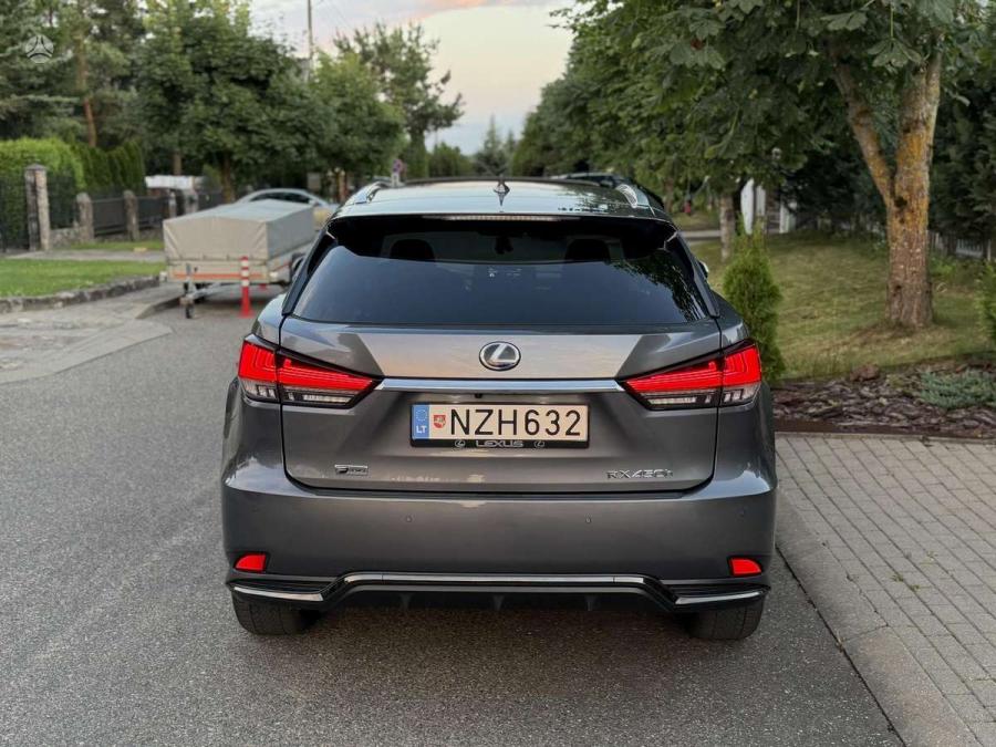 Pelēks Lexus RX 450h 2022 Viļņa, ar dzinēja tilpumu 3.50 L un nobraukumu 29 tūkst. km par 39450 €, foto 14 vietnē AUTOMOTO.COM.LV