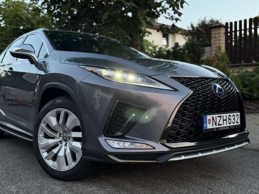 Pelēks Lexus RX 450h 2022 Viļņa, ar dzinēja tilpumu 3.50 L un nobraukumu 29 tūkst. km par 39450 €, foto 26 vietnē AUTOMOTO.COM.LV