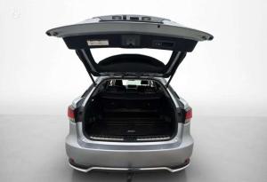 Grey Lexus RX 450h 2022 in Vilnius, with an engine capacity of 3.46 L and mileage of 86 thousand km for 43000 €, photo 7 on AUTOMOTO.COM.LV