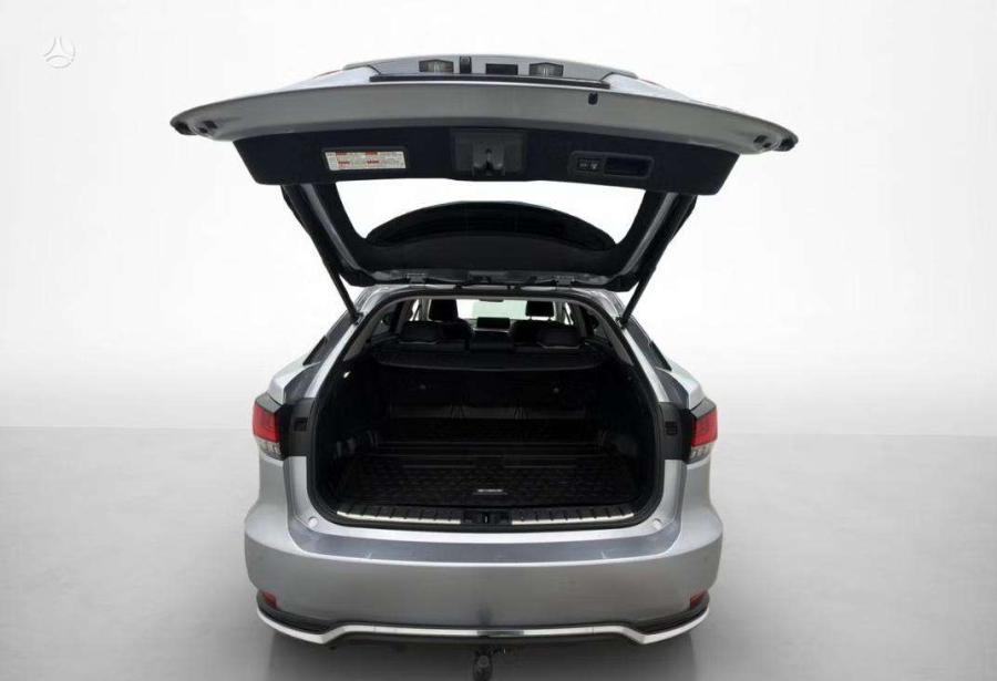 Grey Lexus RX 450h 2022 in Vilnius, with an engine capacity of 3.46 L and mileage of 86 thousand km for 43000 €, photo 7 on AUTOMOTO.COM.LV