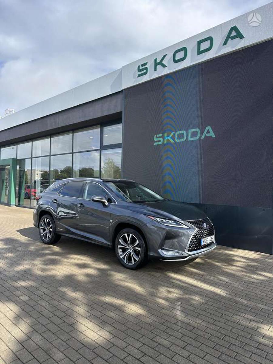 Pelēks Lexus RX 450h 2022 Klaipėda, ar dzinēja tilpumu 3.46 L un nobraukumu 133 tūkst. km par 42800 €, foto 3 vietnē AUTOMOTO.COM.LV