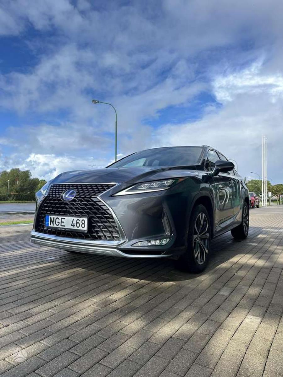Pelēks Lexus RX 450h 2022 Klaipėda, ar dzinēja tilpumu 3.46 L un nobraukumu 133 tūkst. km par 42800 €, foto 5 vietnē AUTOMOTO.COM.LV