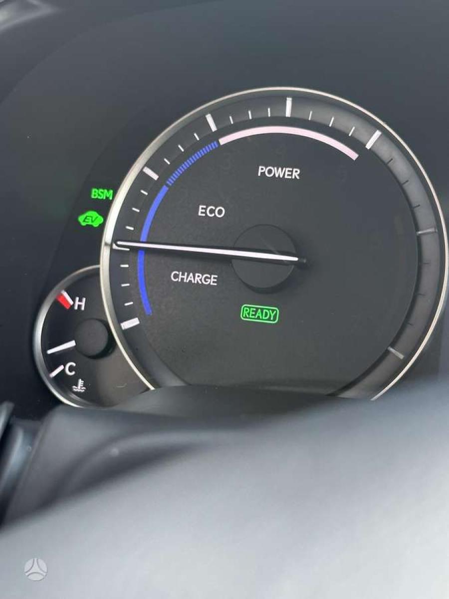 Pelēks Lexus RX 450h 2022 Klaipėda, ar dzinēja tilpumu 3.46 L un nobraukumu 133 tūkst. km par 42800 €, foto 24 vietnē AUTOMOTO.COM.LV