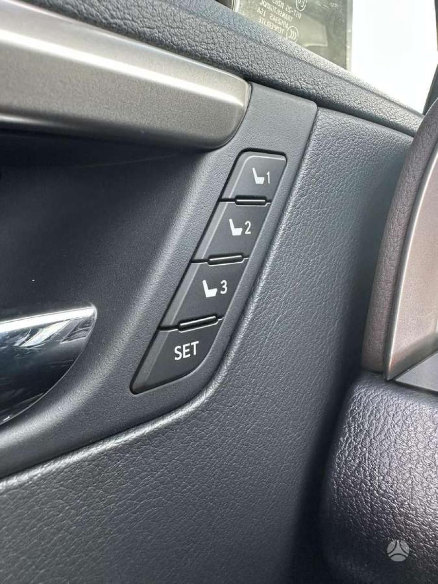 Pelēks Lexus RX 450h 2022 Klaipėda, ar dzinēja tilpumu 3.46 L un nobraukumu 133 tūkst. km par 42800 €, foto 26 vietnē AUTOMOTO.COM.LV