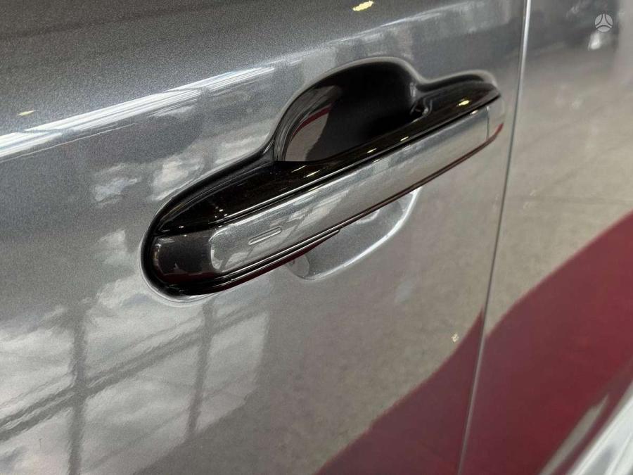 Grey Lexus RX 450h 2023 in Siauliai, with an engine capacity of 2.49 L and mileage of 12 thousand km for 60900 €, photo 11 on AUTOMOTO.COM.LV