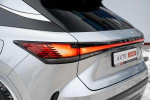 Pelēks Lexus RX 450h 2024 Viļņa, ar dzinēja tilpumu 2.49 L un nobraukumu 85 tūkst. km par 58900 €, foto 15 vietnē AUTOMOTO.COM.LV