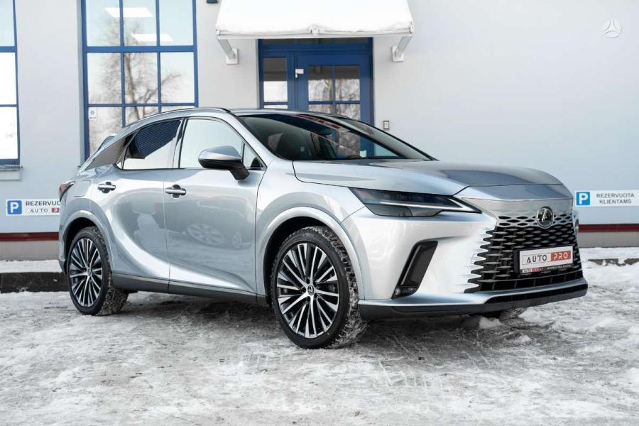 Pelēks Lexus RX 450h 2024 Kauņa, ar dzinēja tilpumu 2.49 L un nobraukumu 83 tūkst. km par 59900 €, foto 1 vietnē AUTOMOTO.COM.LV
