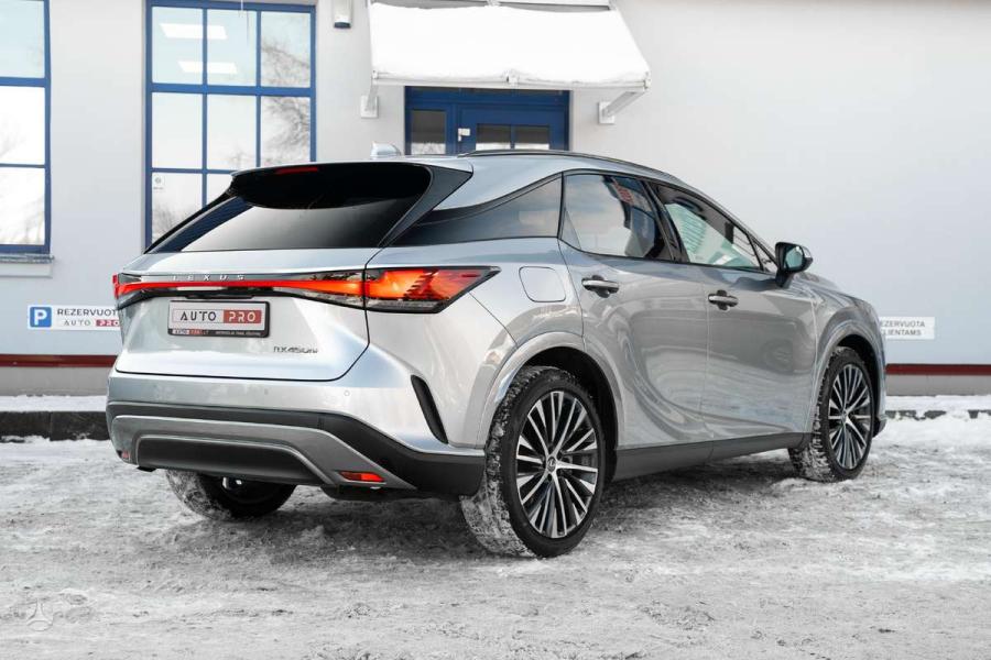 Pelēks Lexus RX 450h 2024 Kauņa, ar dzinēja tilpumu 2.49 L un nobraukumu 83 tūkst. km par 59900 €, foto 3 vietnē AUTOMOTO.COM.LV
