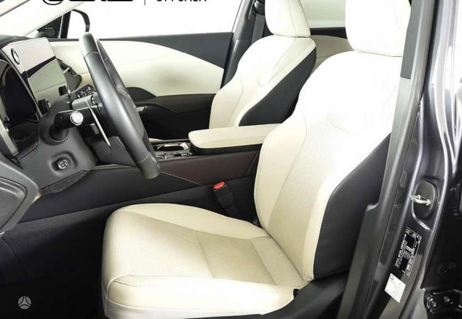 Pelēks Lexus RX 450h 2025 Viļņa, ar dzinēja tilpumu 2.49 L un nobraukumu 7 tūkst. km par 69999 €, foto 7 vietnē AUTOMOTO.COM.LV