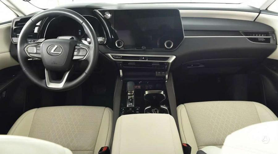 Pelēks Lexus RX 450h 2025 Viļņa, ar dzinēja tilpumu 2.49 L un nobraukumu 7 tūkst. km par 69999 €, foto 8 vietnē AUTOMOTO.COM.LV