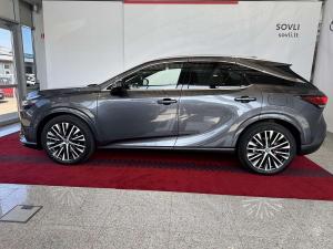 Pelēks Lexus RX 450h 2025 Šauļi, ar dzinēja tilpumu 2.49 L un nobraukumu 19 tūkst. km par 64900 €, foto 6 vietnē AUTOMOTO.COM.LV