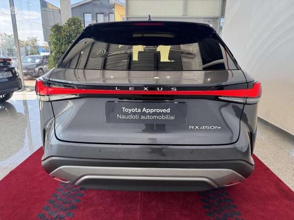 Pelēks Lexus RX 450h 2025 Šauļi, ar dzinēja tilpumu 2.49 L un nobraukumu 19 tūkst. km par 64900 €, foto 8 vietnē AUTOMOTO.COM.LV