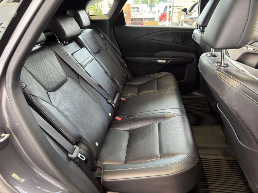 Pelēks Lexus RX 450h 2025 Šauļi, ar dzinēja tilpumu 2.49 L un nobraukumu 19 tūkst. km par 64900 €, foto 34 vietnē AUTOMOTO.COM.LV