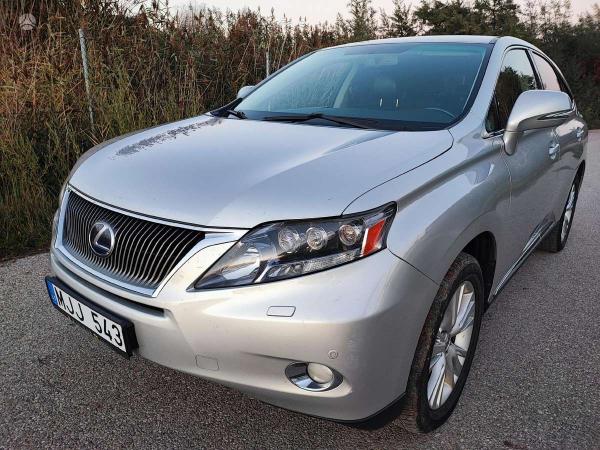 Grey Lexus RX 450h 2011 in Kaunas, with an engine capacity of 3.46 L and mileage of 319 thousand km for 11990 €, photo 1 on AUTOMOTO.COM.LV