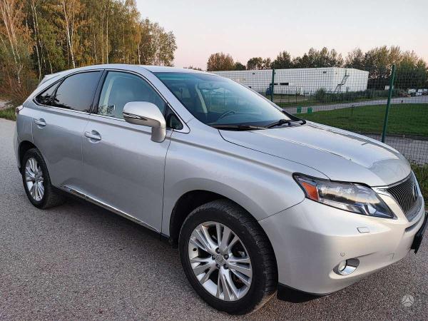 Grey Lexus RX 450h 2011 in Kaunas, with an engine capacity of 3.46 L and mileage of 319 thousand km for 11990 €, photo 2 on AUTOMOTO.COM.LV