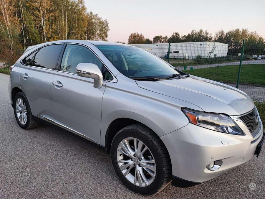 Pelēks Lexus RX 450h 2011 Kauņa, ar dzinēja tilpumu 3.46 L un nobraukumu 319 tūkst. km par 11990 €, foto 2 vietnē AUTOMOTO.COM.LV