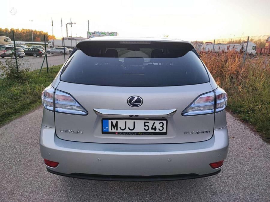 Pelēks Lexus RX 450h 2011 Kauņa, ar dzinēja tilpumu 3.46 L un nobraukumu 319 tūkst. km par 11990 €, foto 5 vietnē AUTOMOTO.COM.LV