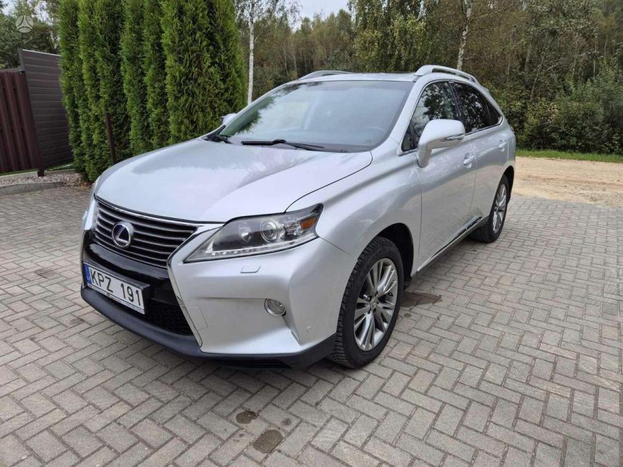 Pelēks Lexus RX 450h 2014 Mažeikiai, ar dzinēja tilpumu 3.50 L un nobraukumu 85 tūkst. km par 17900 €, foto 2 vietnē AUTOMOTO.COM.LV