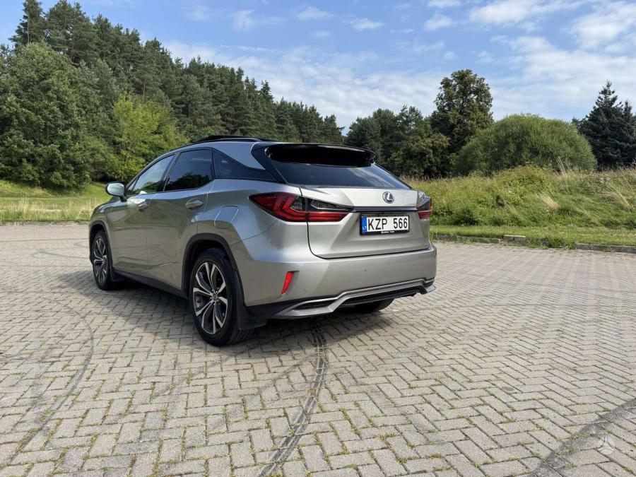 Оранжевый Лексус RX 450h 2019 в Вильнюс, объемом двигателя 3.46 л и пробегом 222 тыс. км за 29000 €, фото 23 на AUTOMOTO.COM.LV