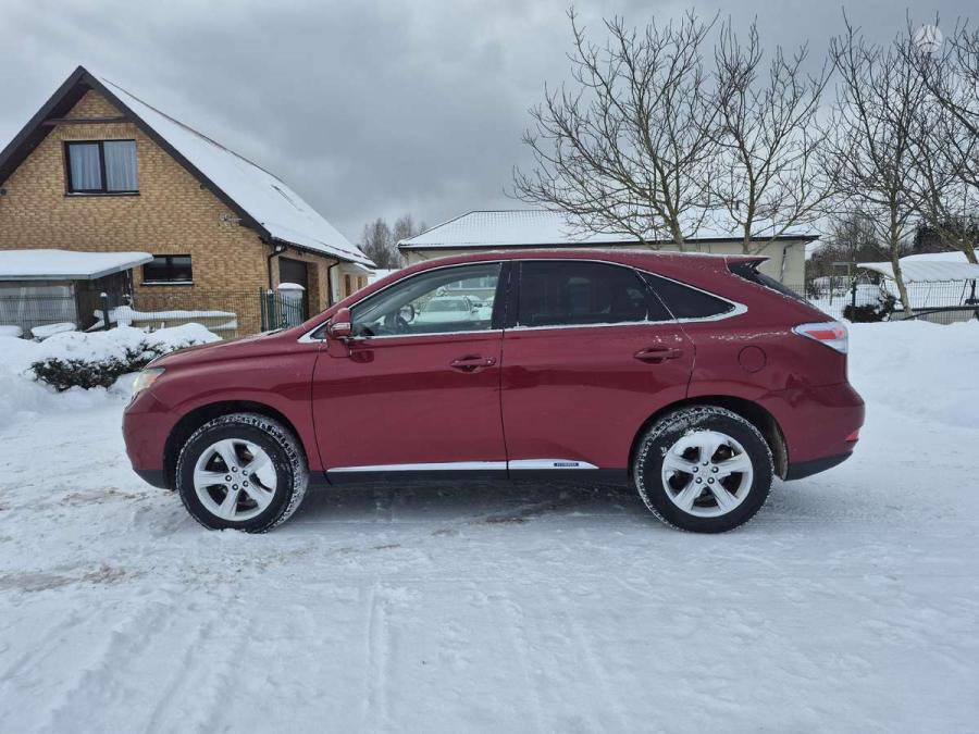 Red Lexus RX 450h 2009 in Vilnius, with an engine capacity of 3.46 L and mileage of 334 thousand km for 10980 €, photo 3 on AUTOMOTO.COM.LV