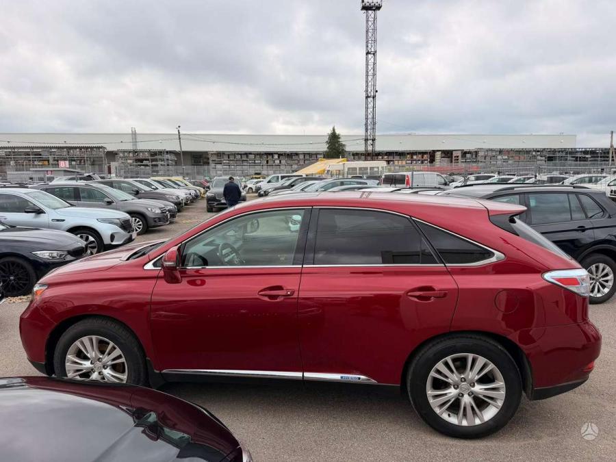 Red Lexus RX 450h 2009 in Kaunas, with an engine capacity of 3.50 L and mileage of 300 thousand km for 9650 €, photo 4 on AUTOMOTO.COM.LV