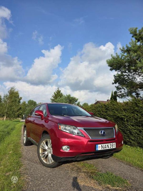 Lexus RX 450h 2009 Klaipėda vietnē Sarkans Lexus RX 450h 2009 Klaipėda, ar dzinēja tilpumu 3.46 L un nobraukumu 332 tūkst. km par 8500 €, foto 3 vietnē AUTOMOTO.COM.LV