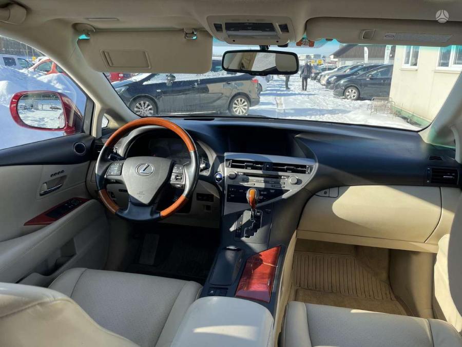 Sarkans Lexus RX 450h 2010 Viļņa, ar dzinēja tilpumu 3.46 L un nobraukumu 220 tūkst. km par 10500 €, foto 7 vietnē AUTOMOTO.COM.LV