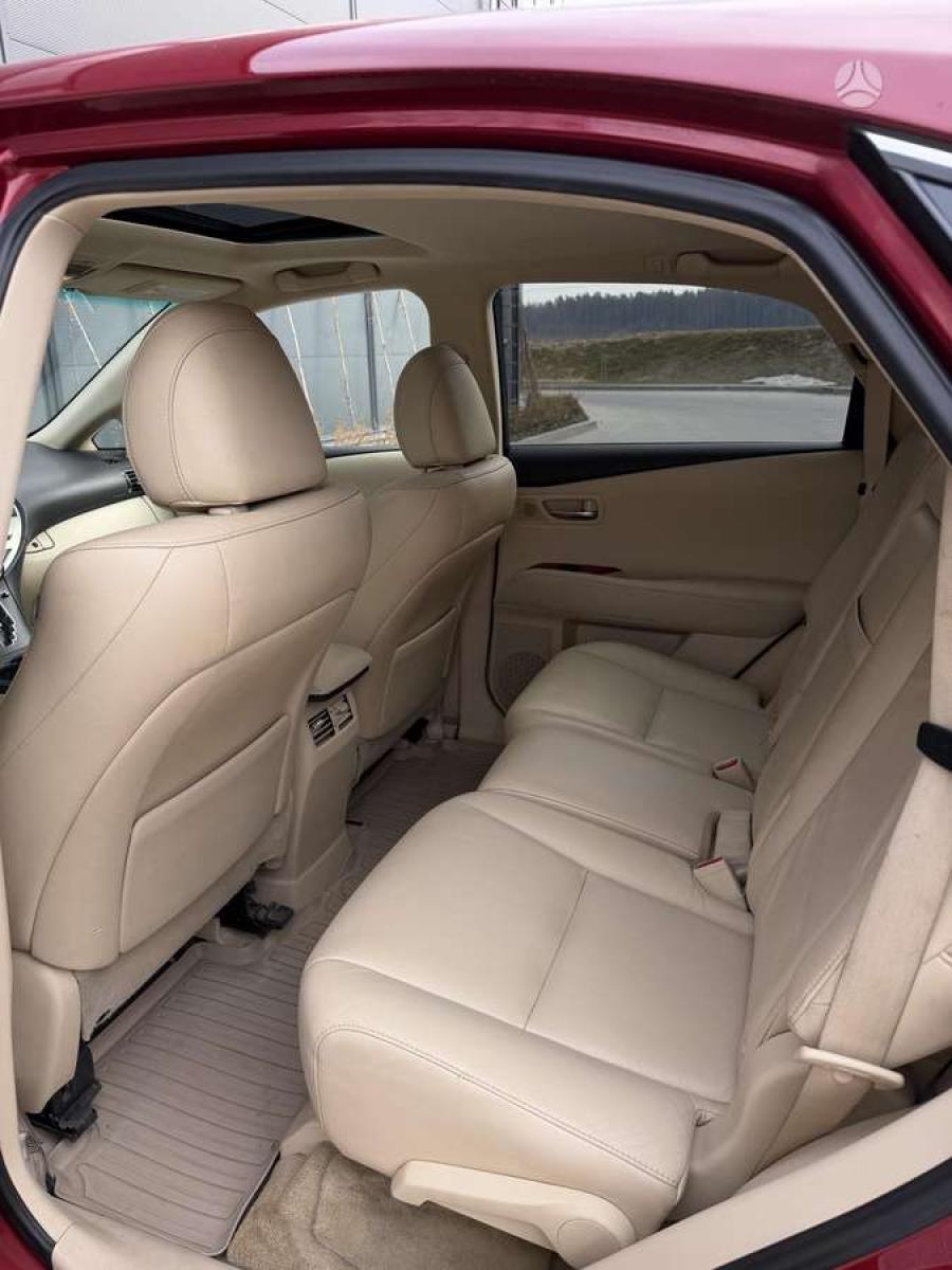 Sarkans Lexus RX 450h 2011 Viļņa, ar dzinēja tilpumu 0.00 L un nobraukumu 260 tūkst. km par 11300 €, foto 12 vietnē AUTOMOTO.COM.LV