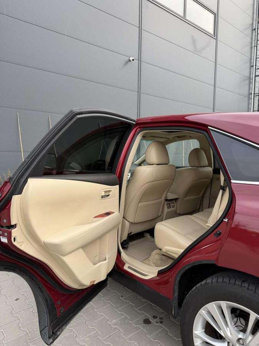 Sarkans Lexus RX 450h 2011 Viļņa, ar dzinēja tilpumu 0.00 L un nobraukumu 260 tūkst. km par 11300 €, foto 14 vietnē AUTOMOTO.COM.LV